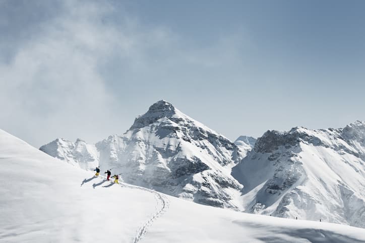 About AURELIUS - AURELIUS